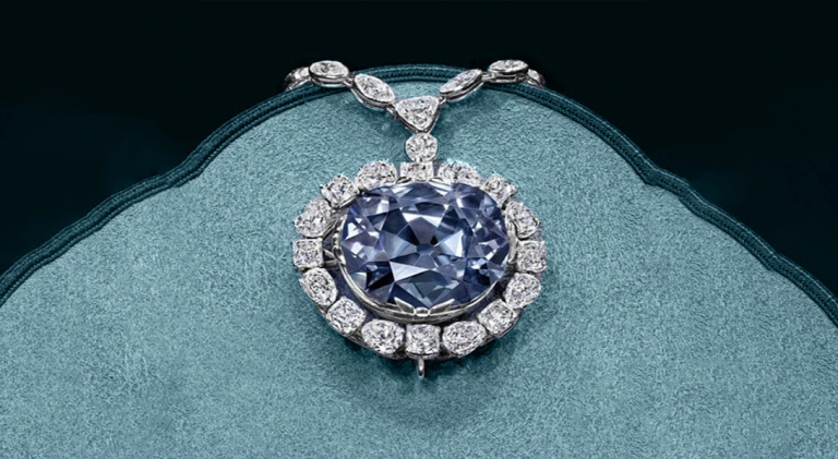 Top 10 Rarest Diamonds in the World | Rarest & Most Expensive Gems